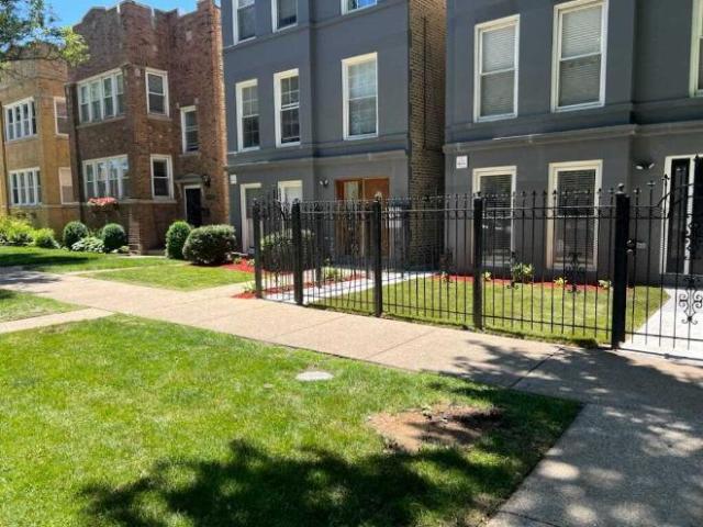 2 Br, 1 bath, Single Family 2946 North Rockwell Street