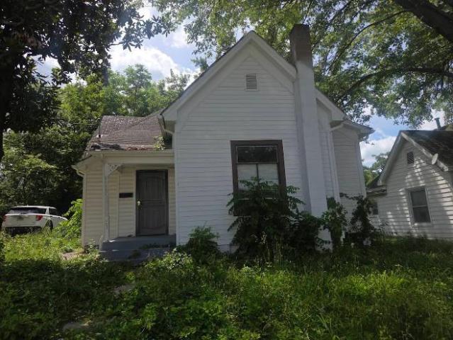 2 Br, 1 bath, Single Family 203 N Green St