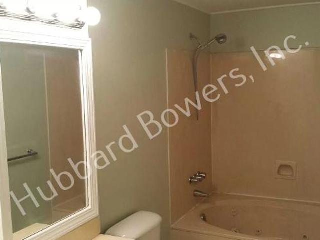 2 Br, 1 bath, Single Family 2002 Greene St