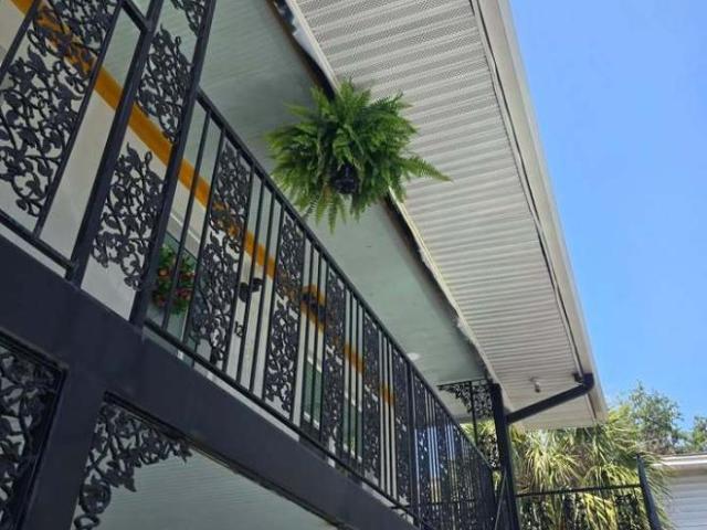 2 Br, 1 bath, Single Family 2002 N Armenia Ave