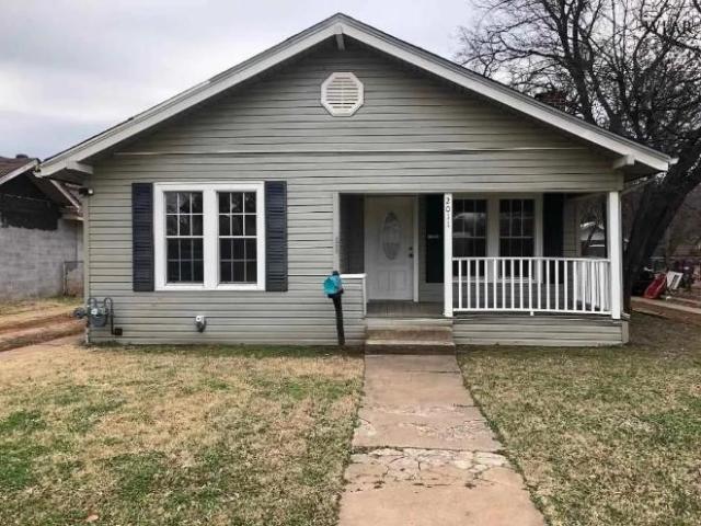 2 Br, 1 bath, Single Family 2011 Wilson Ave