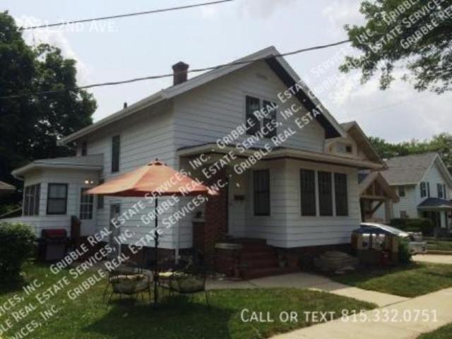 2 Br, 1 bath, Single Family 2021 2nd Ave