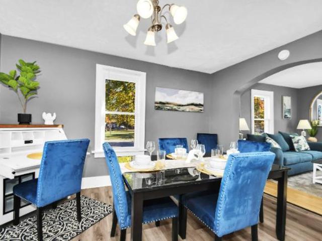 2 Br, 1 bath, Single Family 207 New York Street