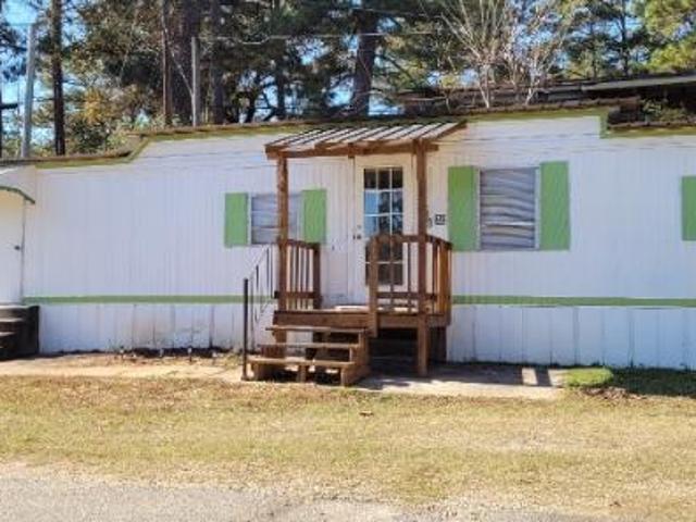 2 Br, 1 bath, Single Family 205 Holt Ave