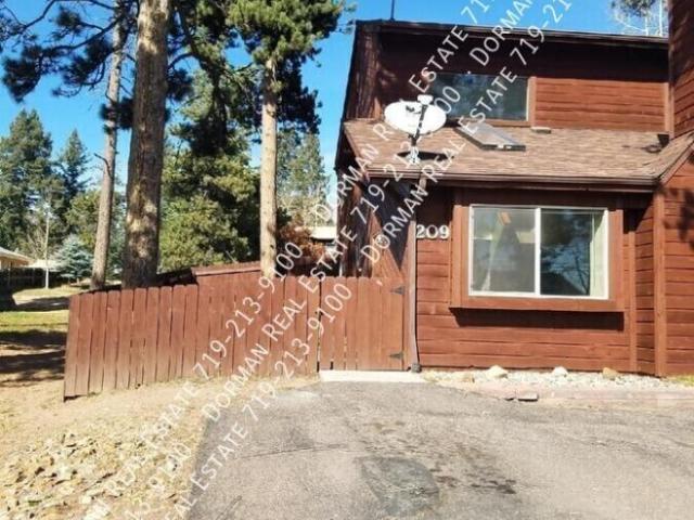 2 Br, 1 bath, Single Family 209 E Lake Avenue