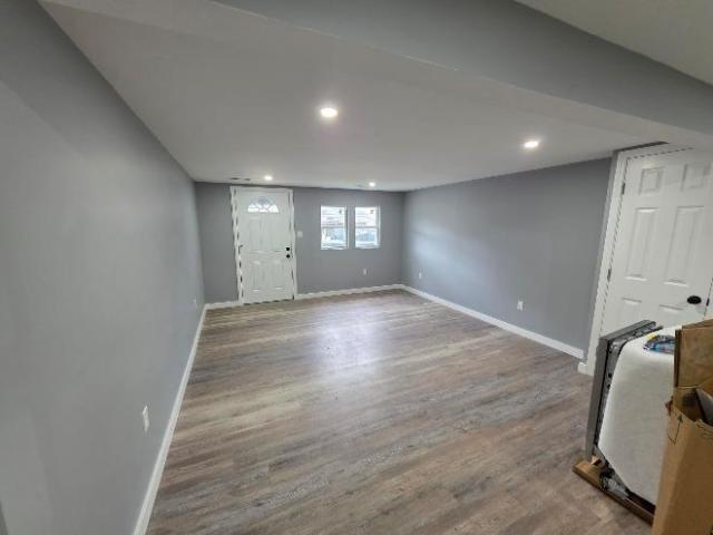 2 Br, 1 bath, Single Family 20 Greenwich Street