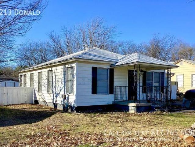 2 Br, 1 bath, Single Family 213 Donald