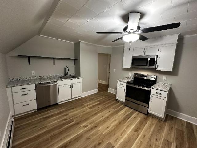 2 Br, 1 bath, Single Family 213 Pine Street