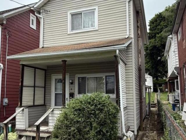 2 Br, 1 bath, Single Family 213 Stone Street