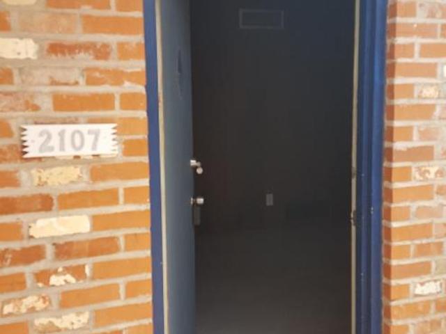 2 Br, 1 bath, Single Family 2107 N Edison Terrace