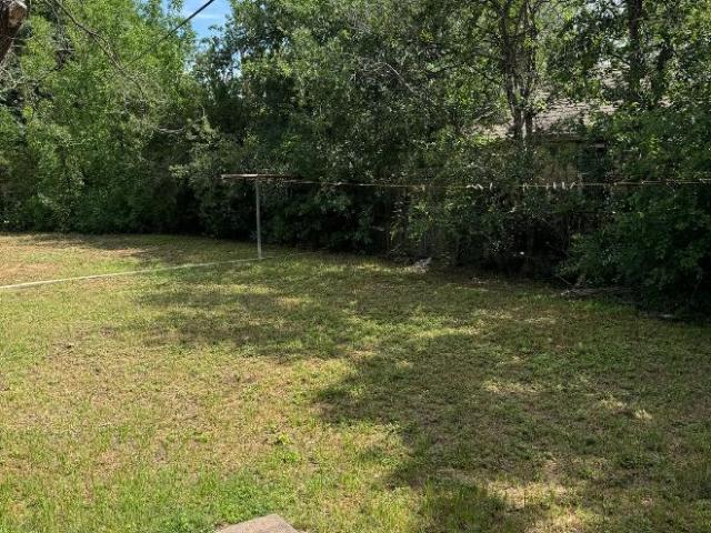 2 Br, 1 bath, Single Family 2108 Carlton Way