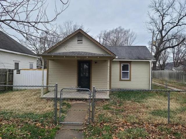 2 Br, 1 bath, Single Family 210 S 6th Street