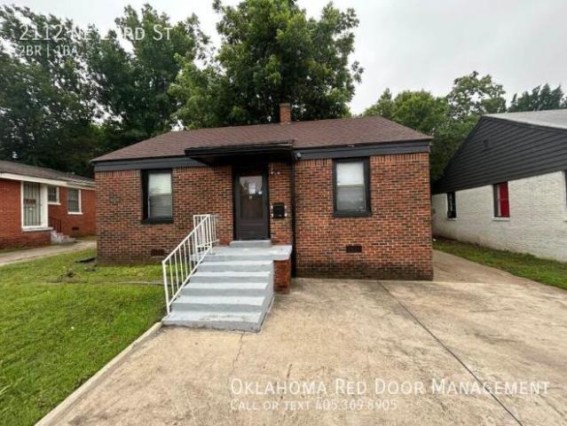 3 Br, 1 bath, Single Family 2112 Ne 23rd St