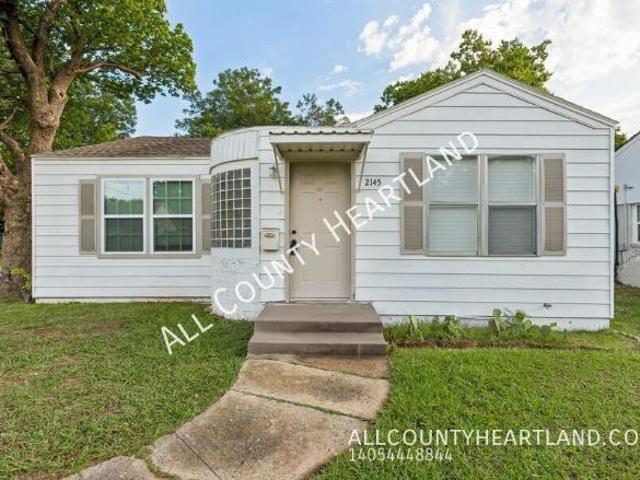 2 Br, 1 bath, Single Family 2145 NW 32nd St