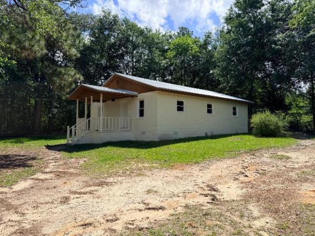 2 Br, 1 bath, Single Family 215 Will Reeves Rd