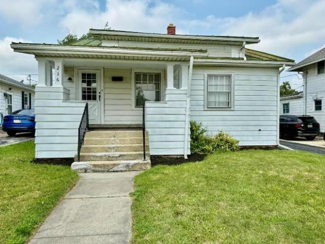 2 Br, 1 bath, Single Family 216 18th St