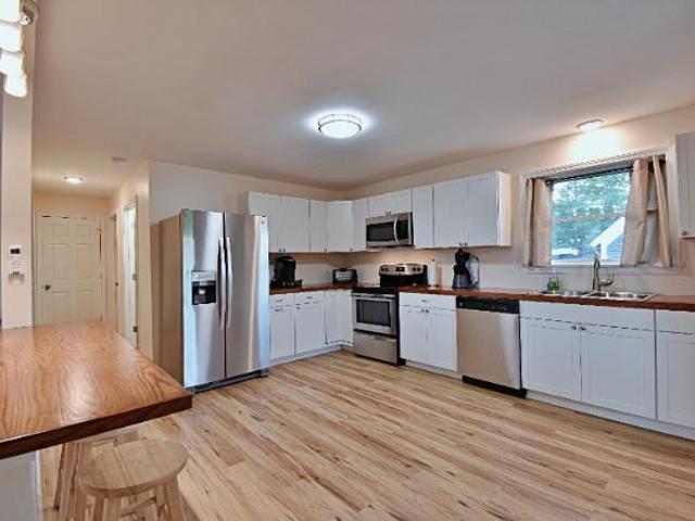 2 Br, 1 bath, Single Family 216 Glen Ave
