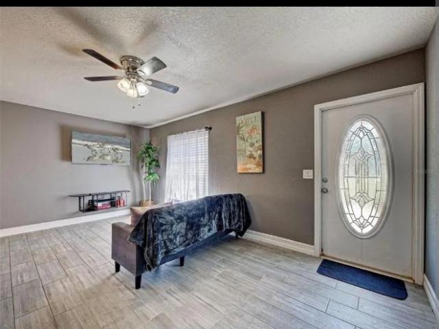 2 Br, 1 bath, Single Family 2178 Park Rd