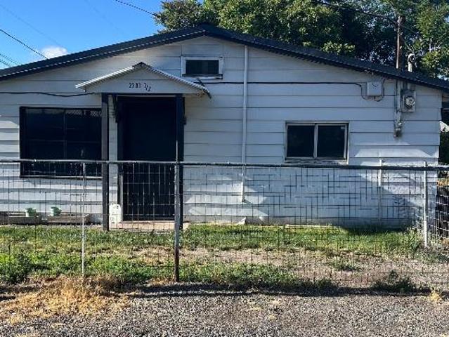 2 Br, 1 bath, Single Family 2201 1/2 S 2nd Ave