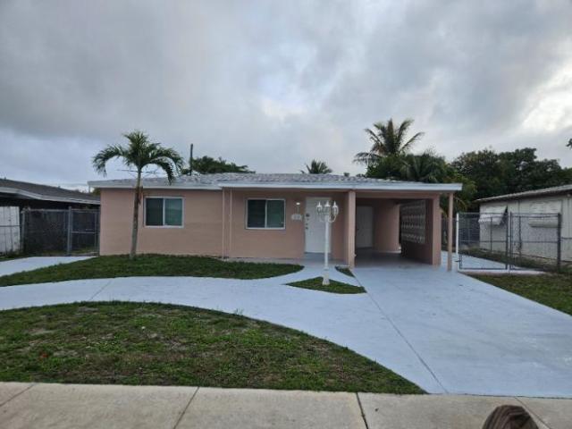 2 Br, 1 bath, Single Family 220 Ne 26 Street