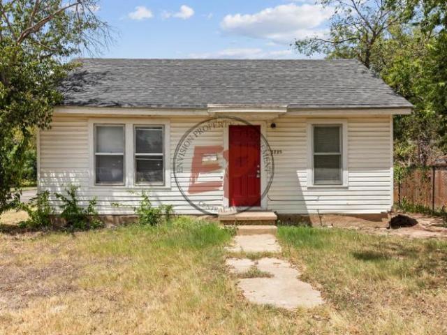 2 Br, 1 bath, Single Family 2225 Trice Avenue