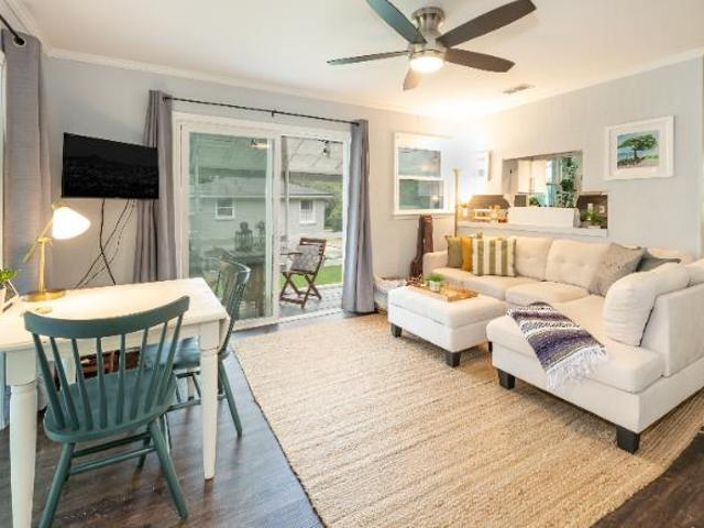 2 Br, 1 bath, Single Family 2243 Guerry Ave