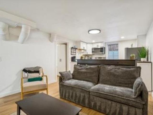 2 Br, 1 bath, Single Family 2295 S Sherman St