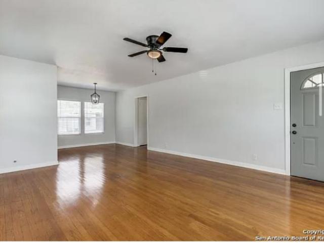 2 Br, 1 bath, Single Family 229 Greer Street