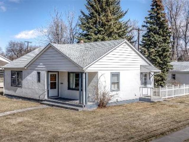 2 Br, 1 bath, Single Family 2303 N El Paso St