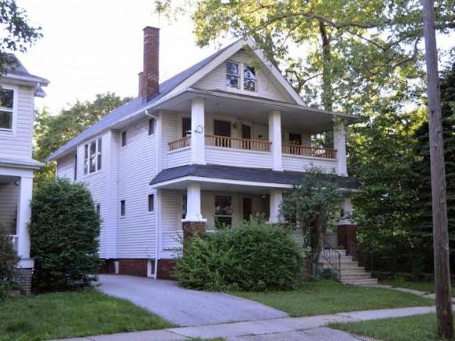 2 Br, 1 bath, Single Family 2316 Grandview Ave