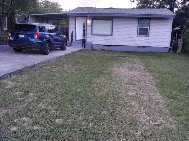 2 Br, 1 bath, Single Family 2319 Basse Rd