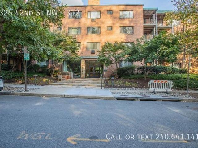 2 Br, 1 bath, Single Family 2325 42nd St NW
