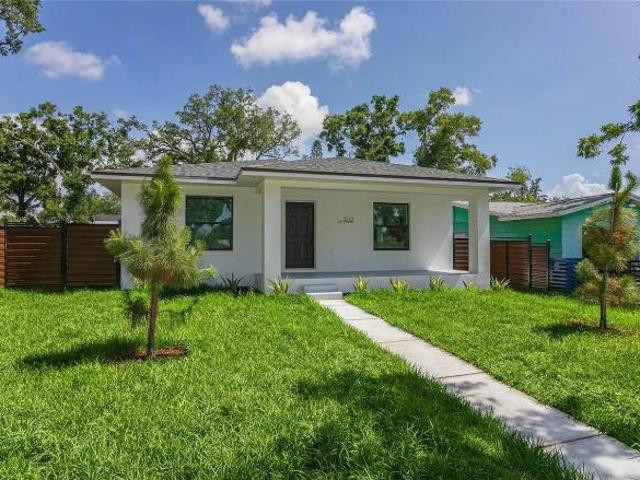2 Br, 1 bath, Single Family 2327 26th Ave S