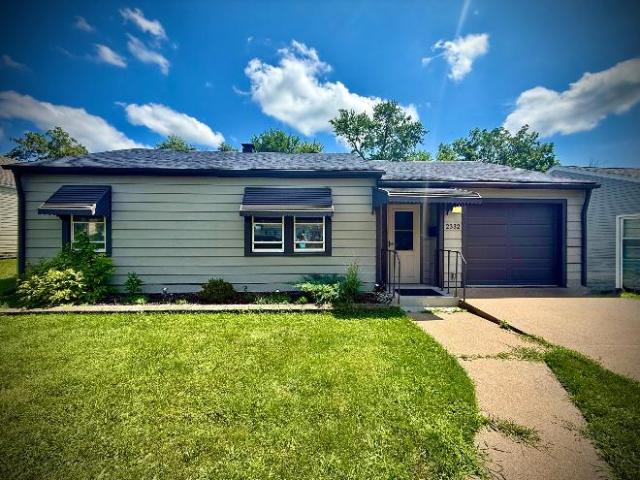 2 Br, 1 bath, Single Family 2332 48th St