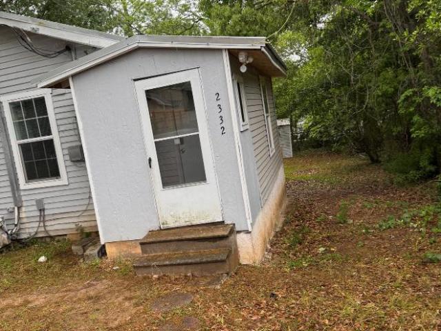 2 Br, 1 bath, Single Family 2332 Keith St