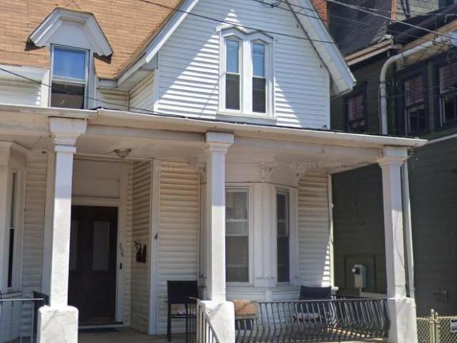 2 Br, 1 bath, Single Family 235 Monmouth Street
