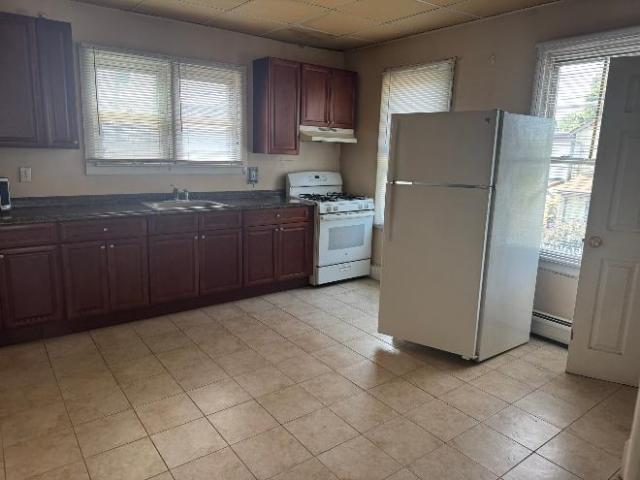 2 Br, 1 bath, Single Family 346 Union Ave