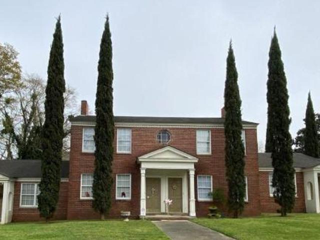 2 Br, 1 bath, Single Family 3471 Vineville Ave