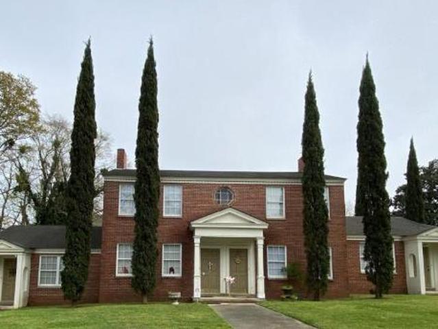 2 Br, 1 bath, Single Family 3471 Vineville Ave