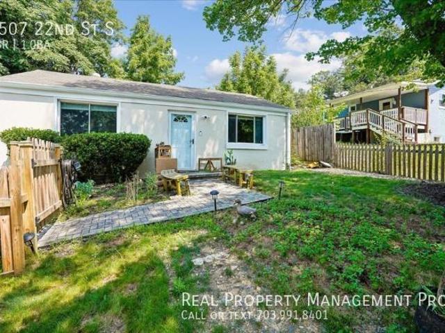 2 Br, 1 bath, Single Family 3507 22nd St S