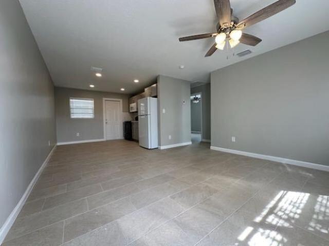 2 Br, 1 bath, Single Family 3517 Windsor Avenue