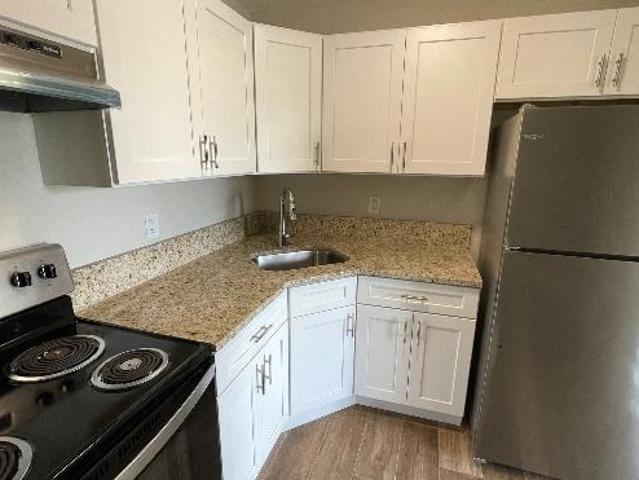 2 Br, 1 bath, Single Family 3525 Montante Blvd