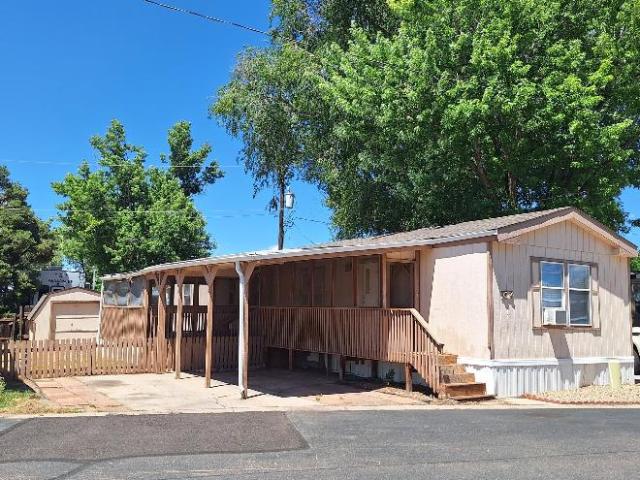 2 Br, 1 bath, Single Family 3526 N Cascade Ave