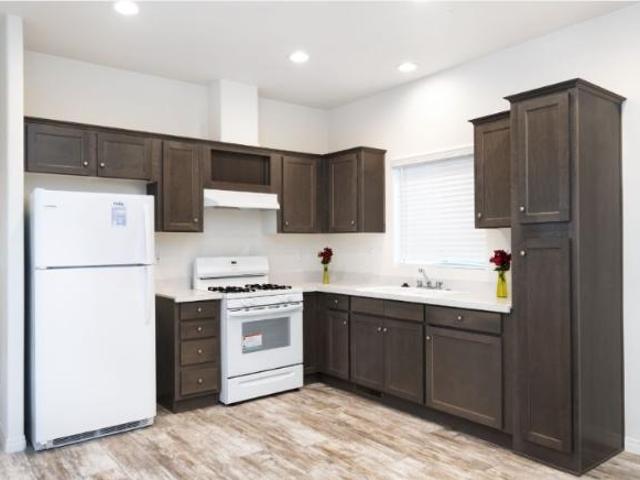 2 Br, 1 bath, Single Family 35312 Santa Fe Street