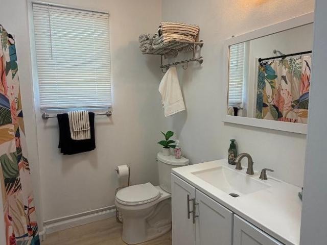2 Br, 1 bath, Single Family 356 Lehua Street