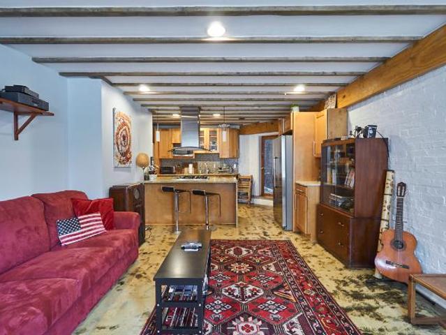 2 Br, 1 bath, Single Family 3603 13th St Nw