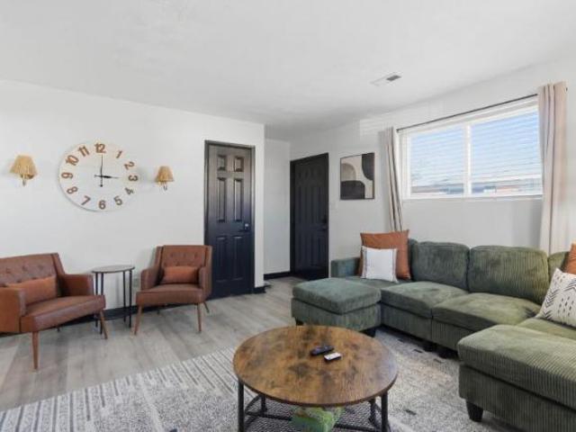 2 Br, 1 bath, Single Family 361 Cherry St