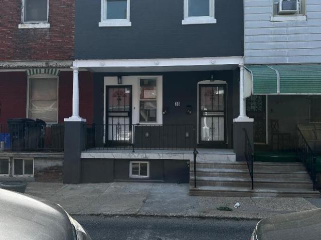 2 Br, 1 bath, Single Family 36 S Redfield St