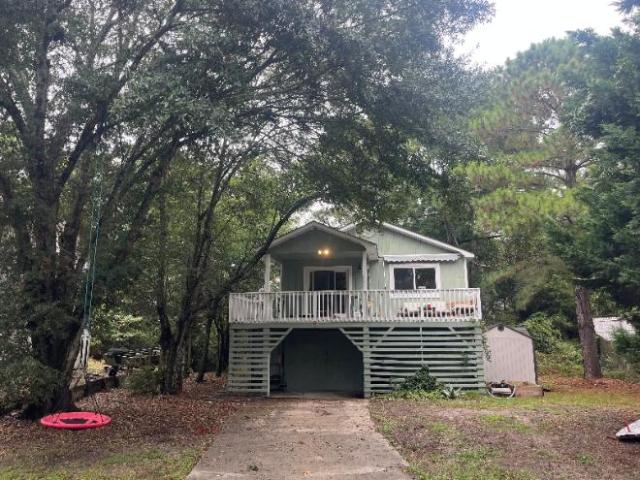 2 Br, 1 bath, Single Family 377 Sir Chandler Dr