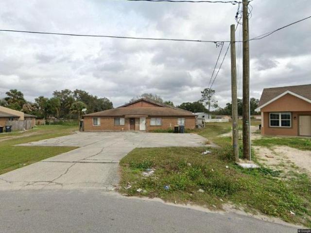 2 Br, 1 bath, Single Family 3873 Janeen Circle